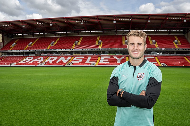 Barnsley lands Andy Dallas in a three-year deal - The Home of Irish ...