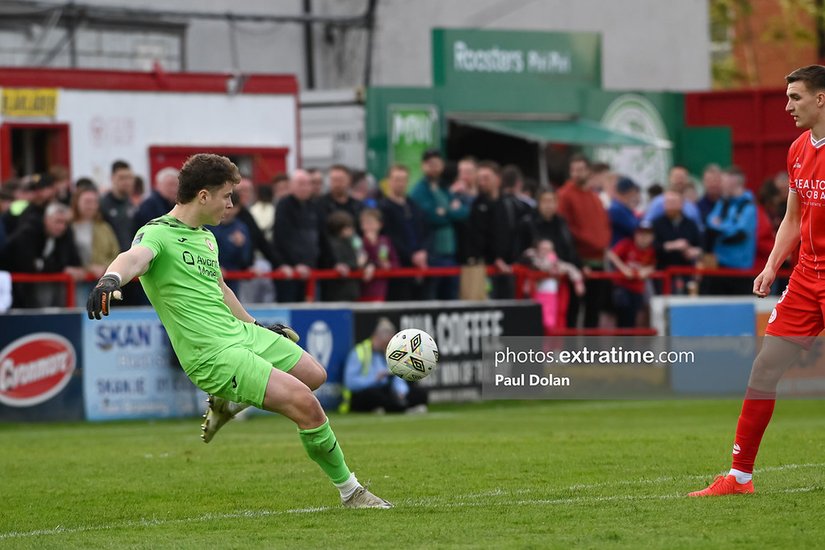 Ed McGinty signs for the Hoops: 'Shamrock Rovers is the biggest club in ...